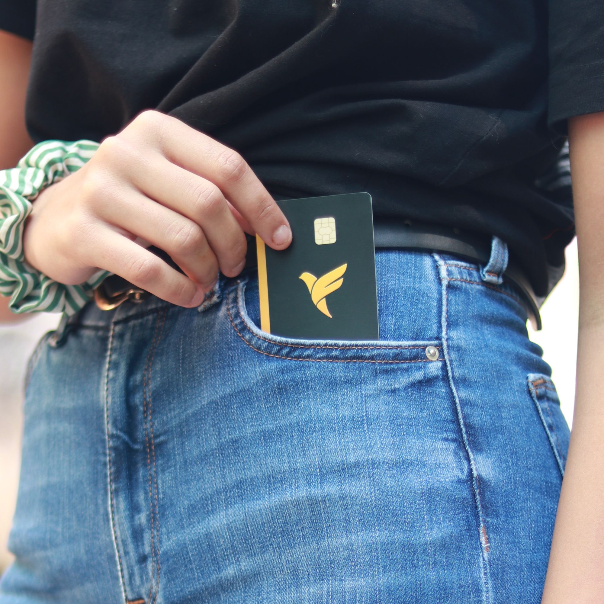 FamCard - prepaid card for Teens